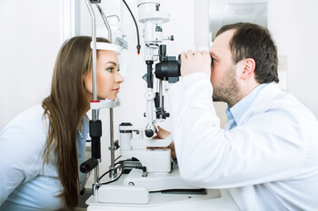 SMILE Eye Surgery — Discover the Pros and Cons
